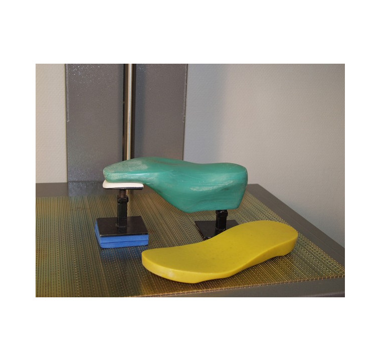 MAGNETIC ORTHOTIC STAND: Prestoform accessory – Podiatech